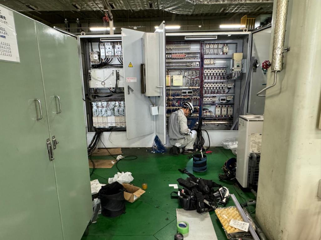 USED CHUCK:Φ2200X800 NIPPEI PIN GRINDING MACHINE , NIPPEI TOYAMA NTC ...